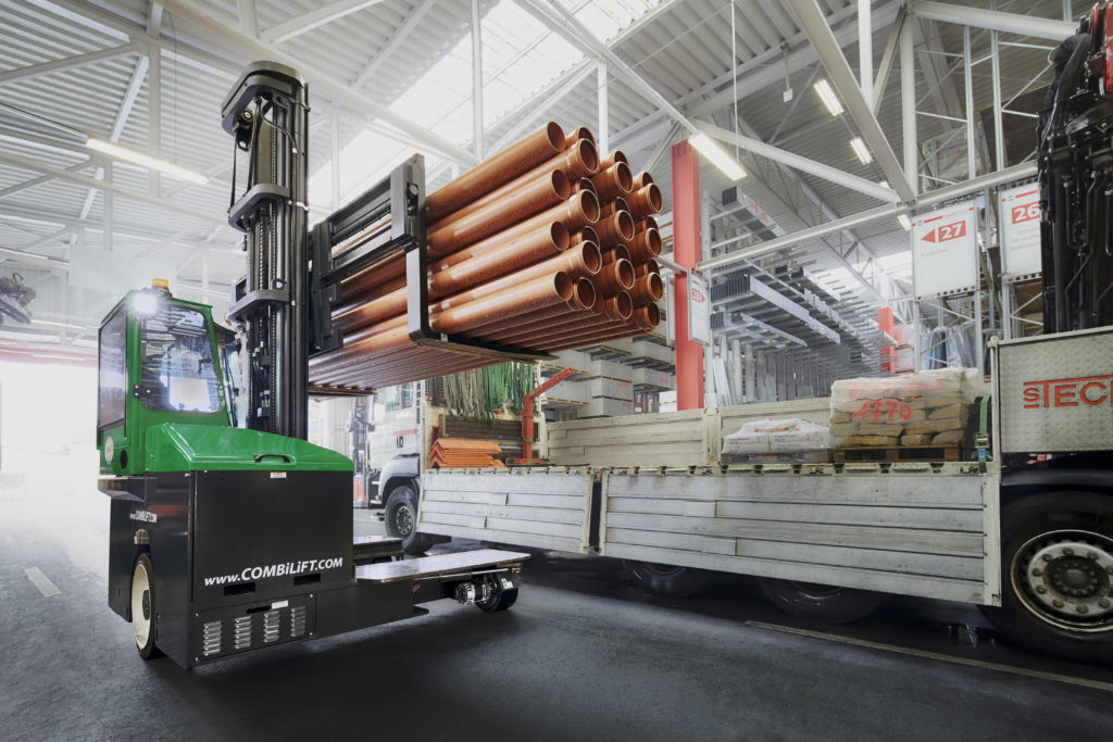How to operate a Combilift forklift - Fork Truck Direct